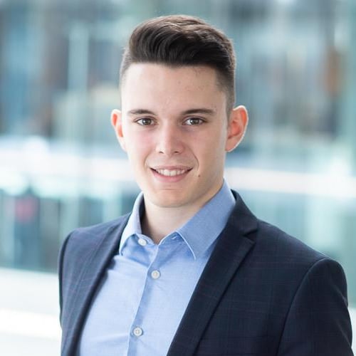 Pros and Cons of Data Mesh | PwC Switzerland